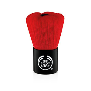 รีวิว The Body Shop POPPY – INSPIRED BLUSHER BRUSH รีวิวจากผู้ใช้จริง ...