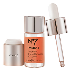 รีวิว No7 Youth Vitamin C Fresh Radiance Essence รีวิวจากผู้ใช้จริง By ...